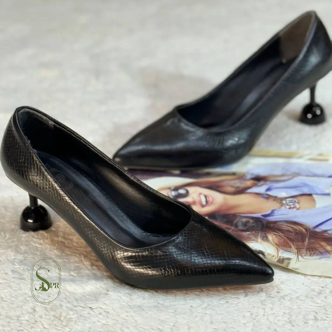 kafsh_leili99@instagram on Pinno: #پاشنه ۷ سانت جنس:چرم حوله ای(پشت چر...