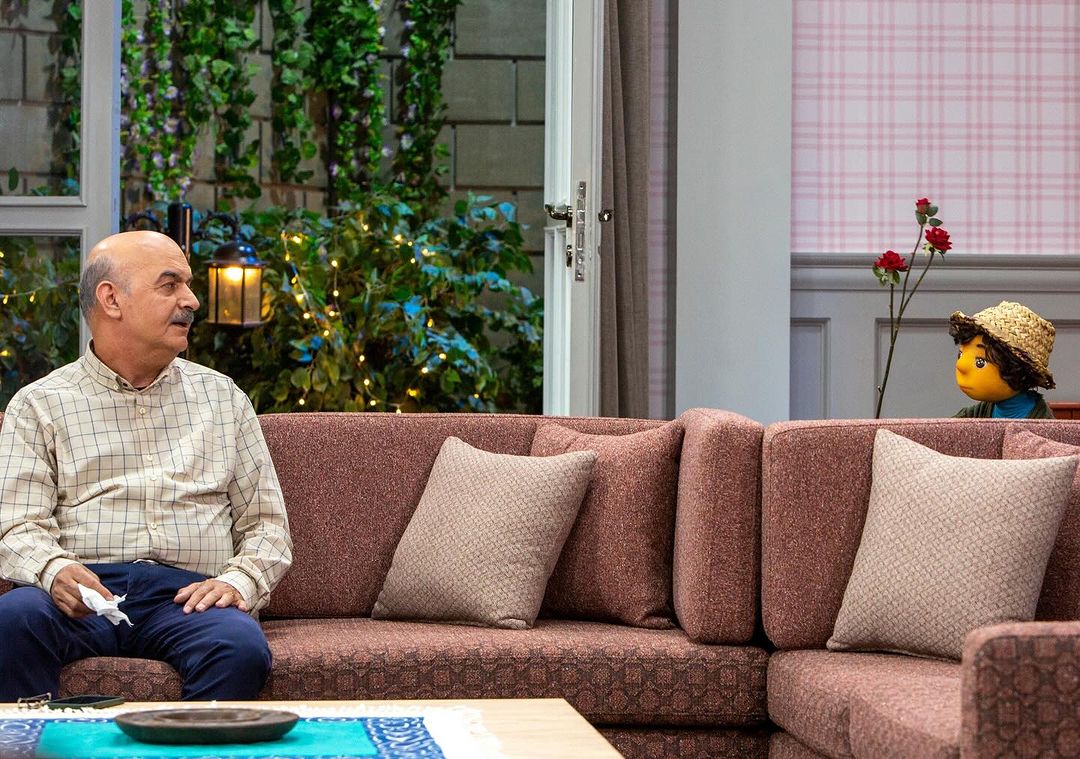 mehmooni.series@instagram on Pinno: 😍 ‎قسمت بیستم و نهم #مهمونى رو ...