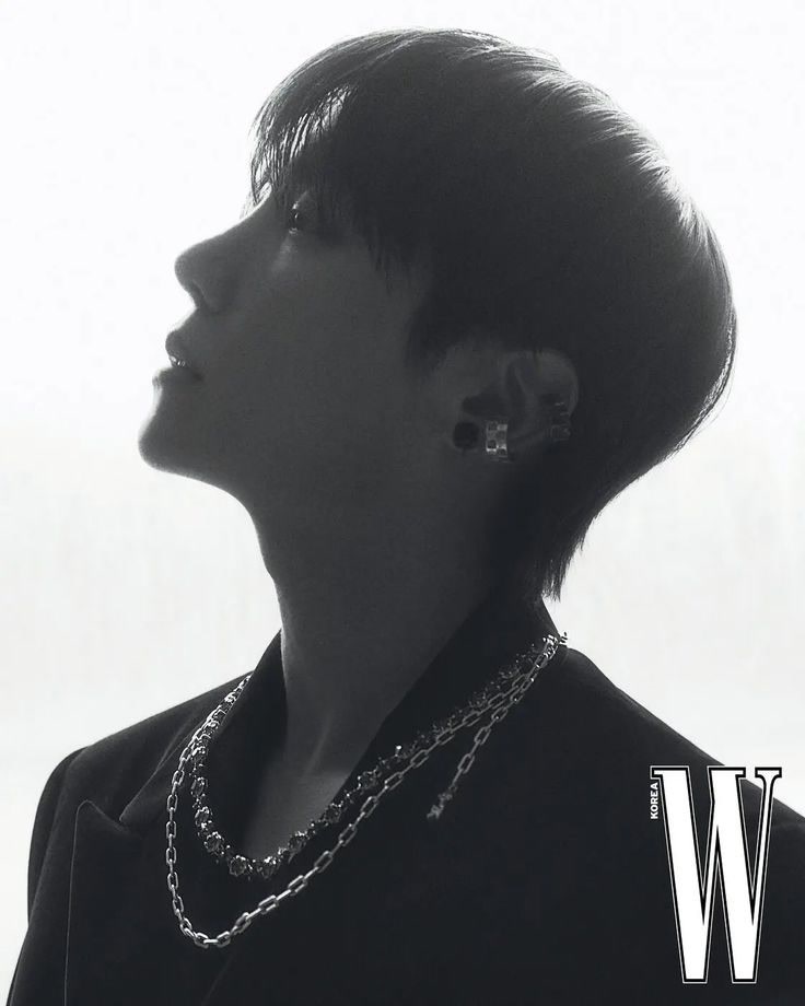 Jimin_BTS on Pinno: منتشر شده از جیهوپ 🌘