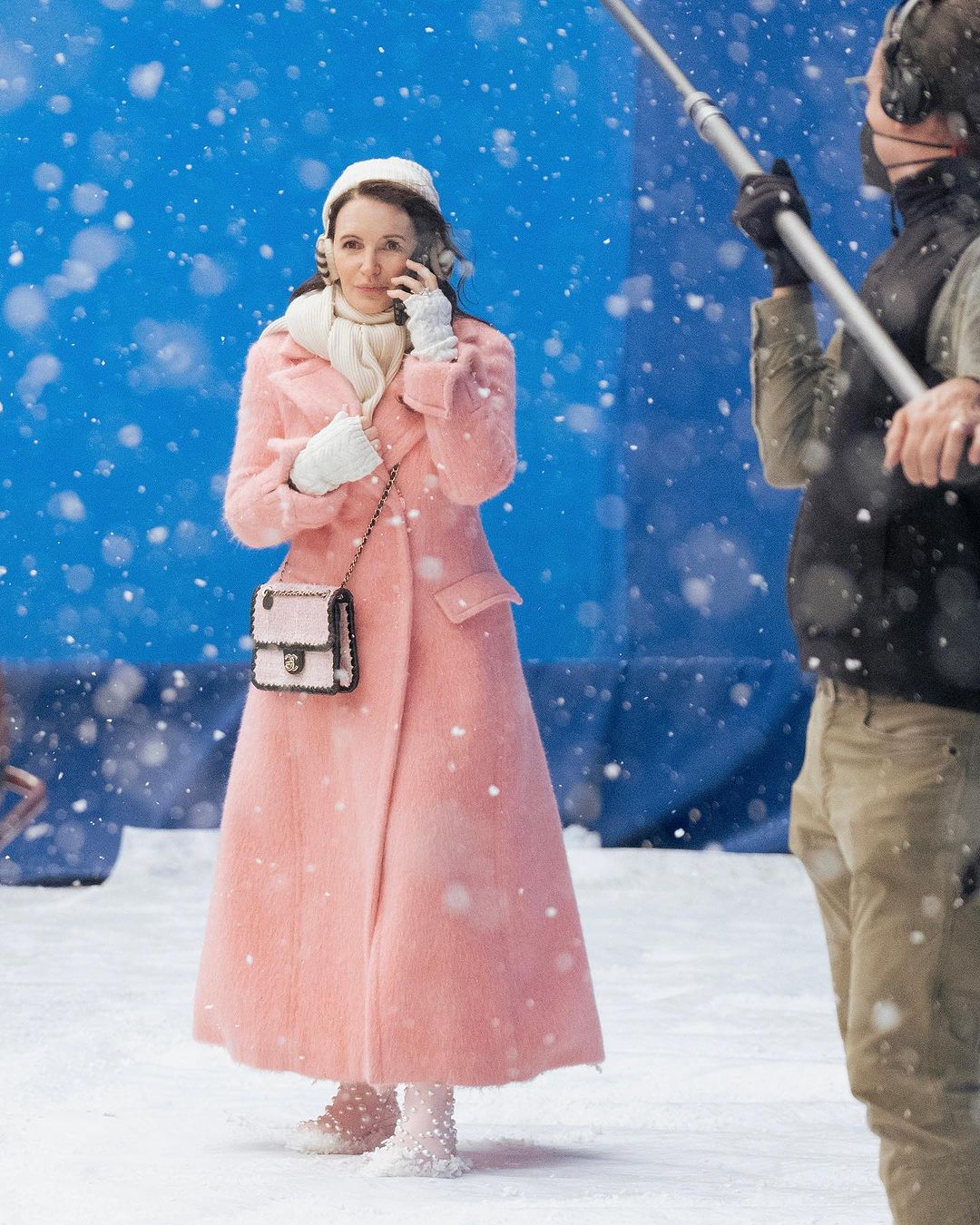 oscardelarenta@instagram on Pinno: Flower girl. Charlotte blooms in ...