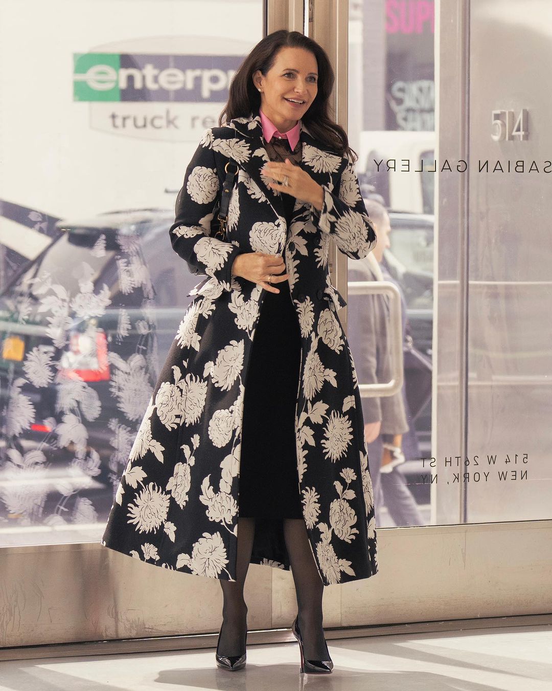 oscardelarenta@instagram on Pinno: Flower girl. Charlotte blooms in ...