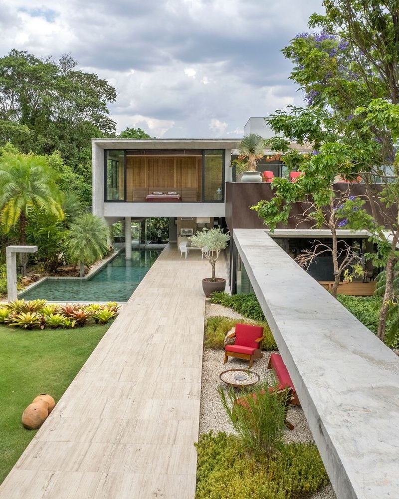 archdaily@instagram on Pinno: Pirenópolis House integrates exposed # ...