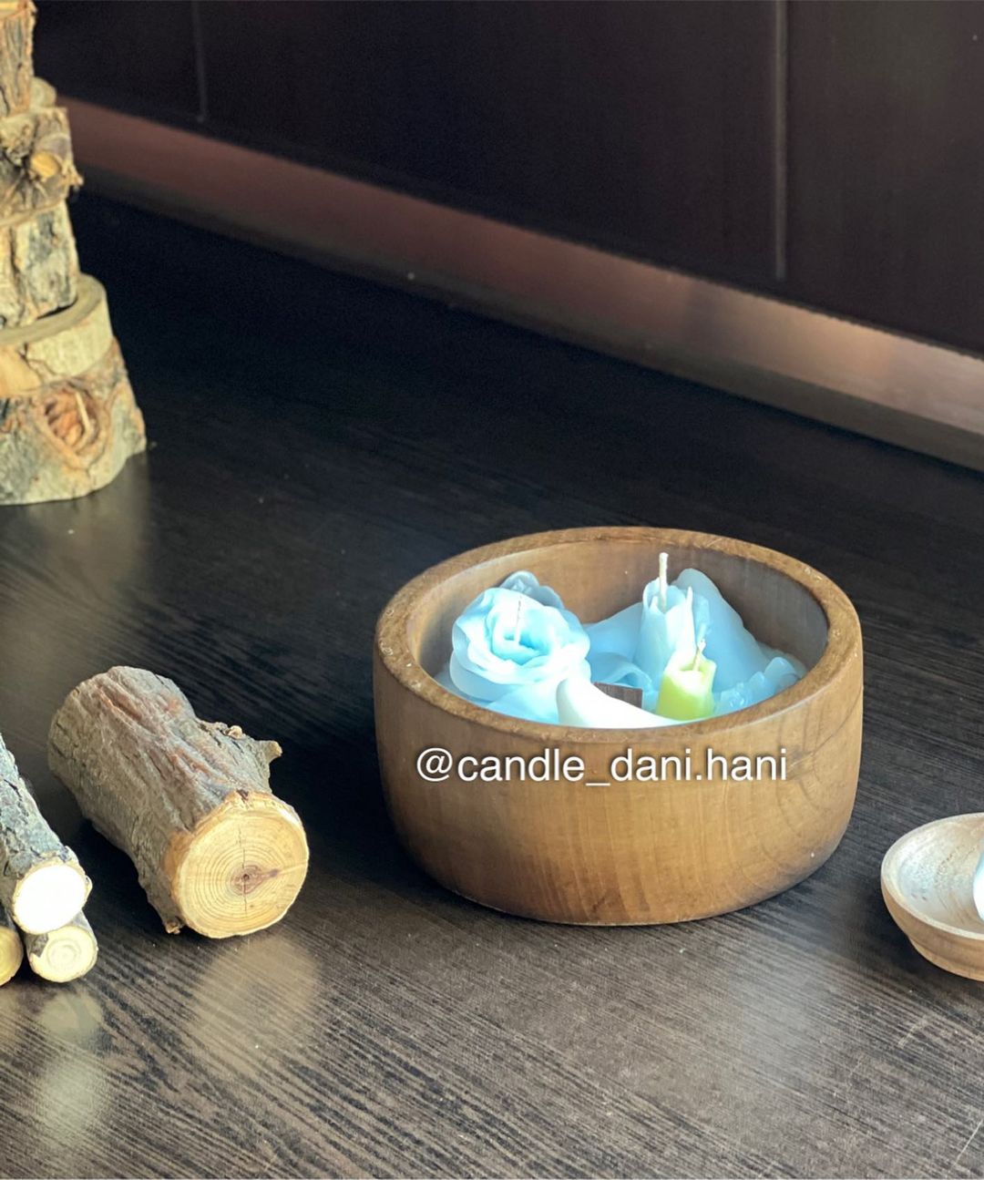candle_dani.hani@instagram on Pinno: 💙🕊 ____________________ شمع رز ...