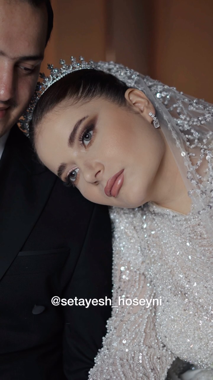 setayesh_hoseyni@instagram on Pinno: نشسته بودیم رو تختمون زندگیمونو میکردیم ...