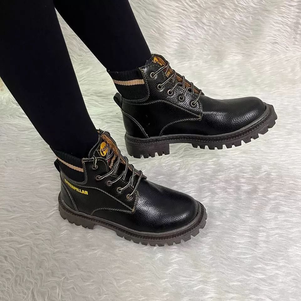 kafsh_senator_2@instagram on Pinno: پوتین بند دار سایز 37تا40 قیمت فقط ...