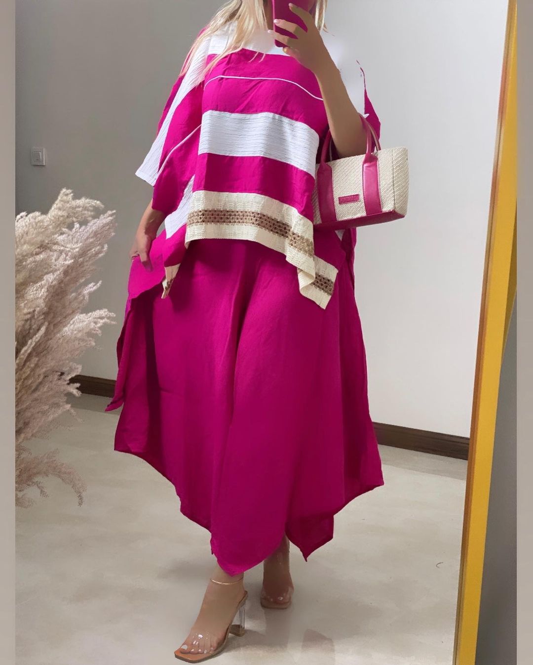 mezon__dreams@instagram on Pinno: 🍑🍑🍑 New Set ….. Shomiz Daman Shalvari