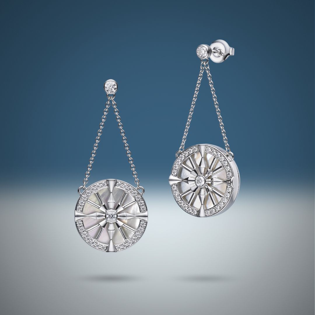 MIKIMOTO on Pinno: “LUCKY ARROWS” features the gently shimm...
