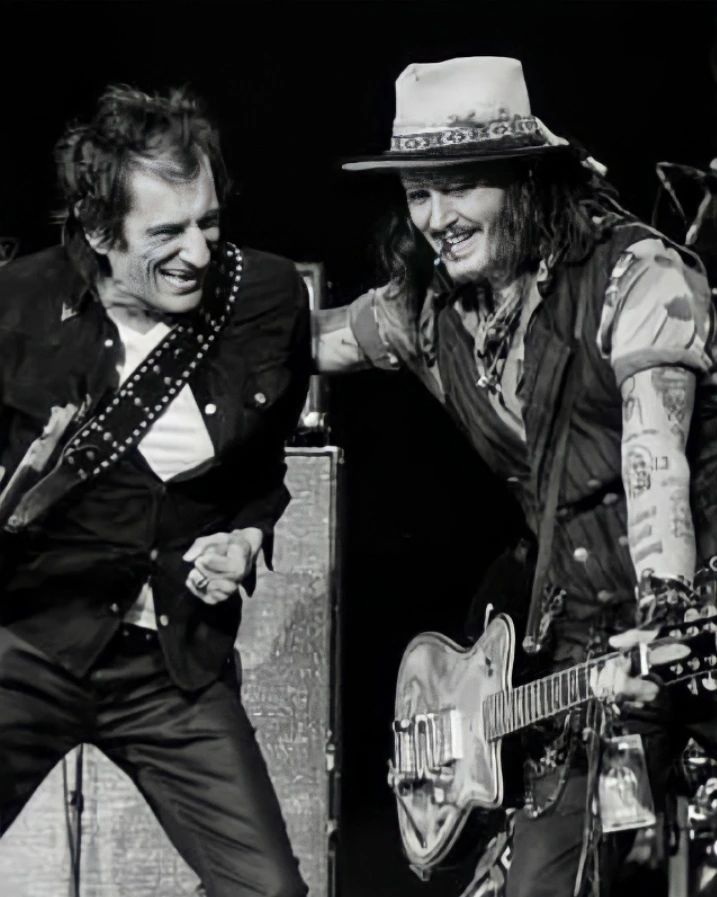 johnny_fan_1963@instagram on Pinno: Johnny and Ronnie Wood during the ...