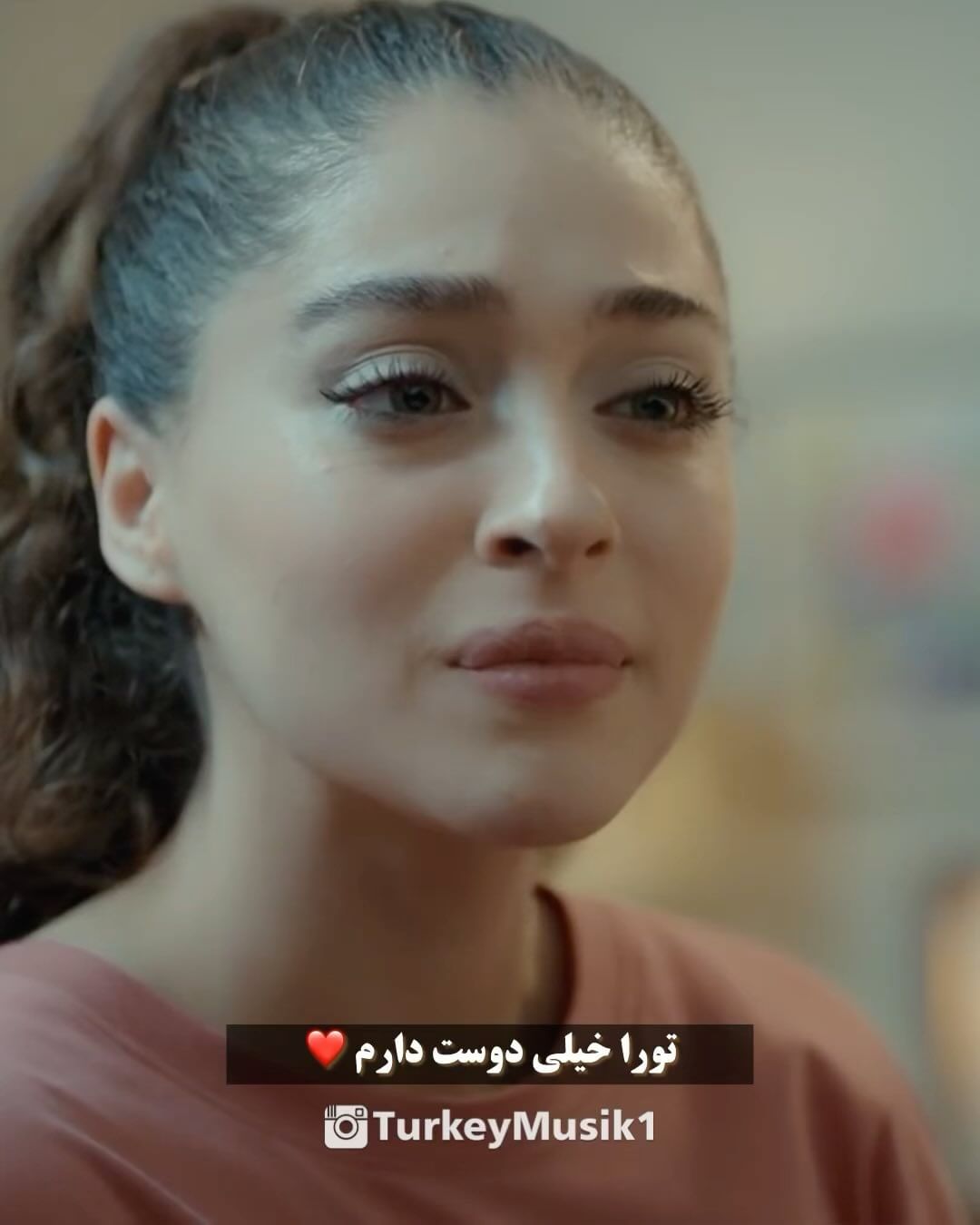 Turkeymusik1 Instagram On Pinno یک جمله در مورد عشق بگو ️🙃 بفرست براش
