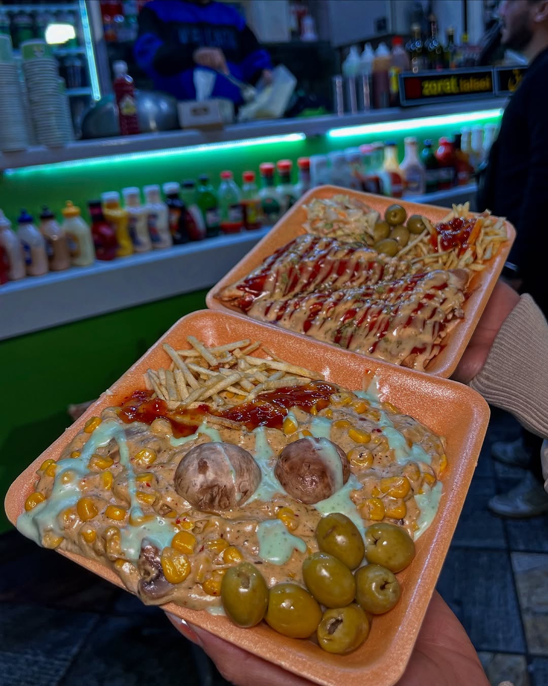 food.spy.ir@instagram on Pinno: ذرت طلایی متین🌽🥪😍(نازی آباد) 🆔 @zorat.ta...