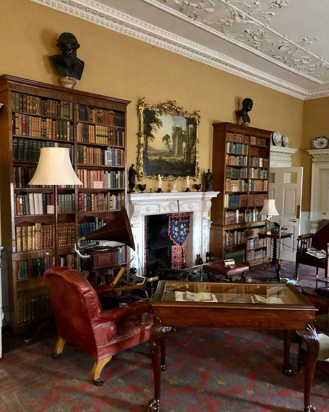 Christopher John Davies on Pinno: Continuing our tour of Wallington ...