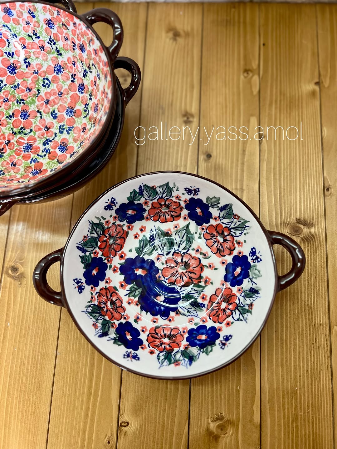 gallery.yass.amol@instagram on Pinno: از دفرمه بودنش خوشم اومد🙋‍♀️😋 گلهای قشنگ...