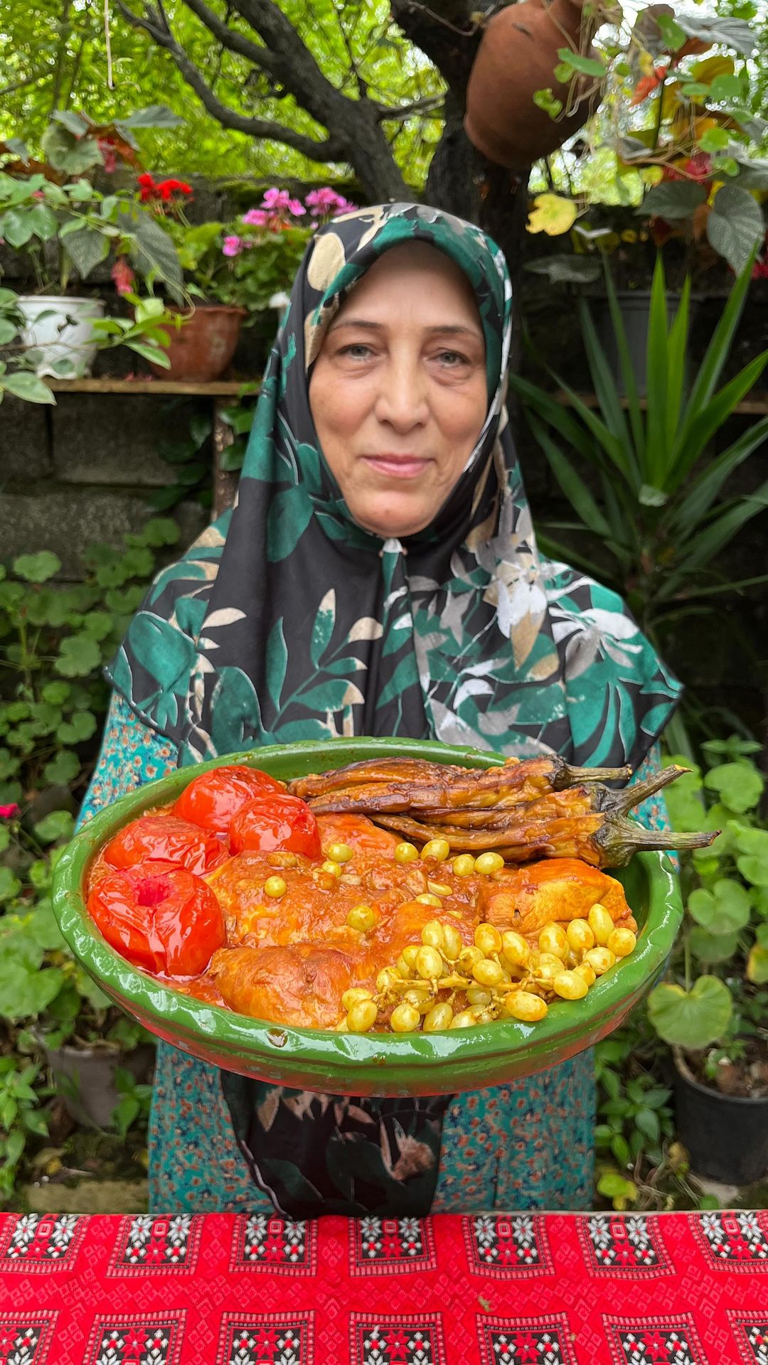 shokoofeh_banoo@instagram on Pinno: غوره مسمّا (Ghooreh Mosama) مواد ...