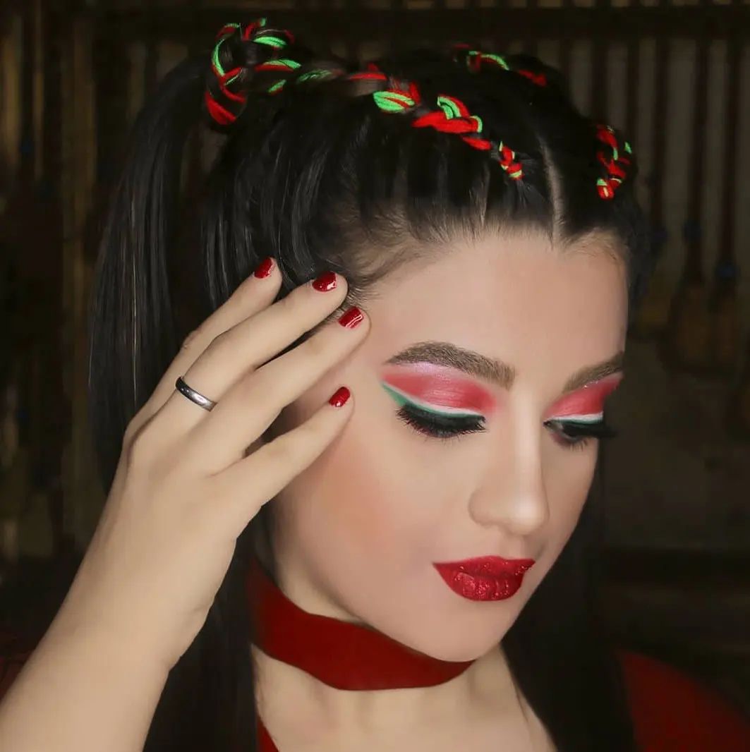 elham_hamidi_makeup@instagram on Pinno: میکاپ زیبای یلدای🍉🍉 بهله ...