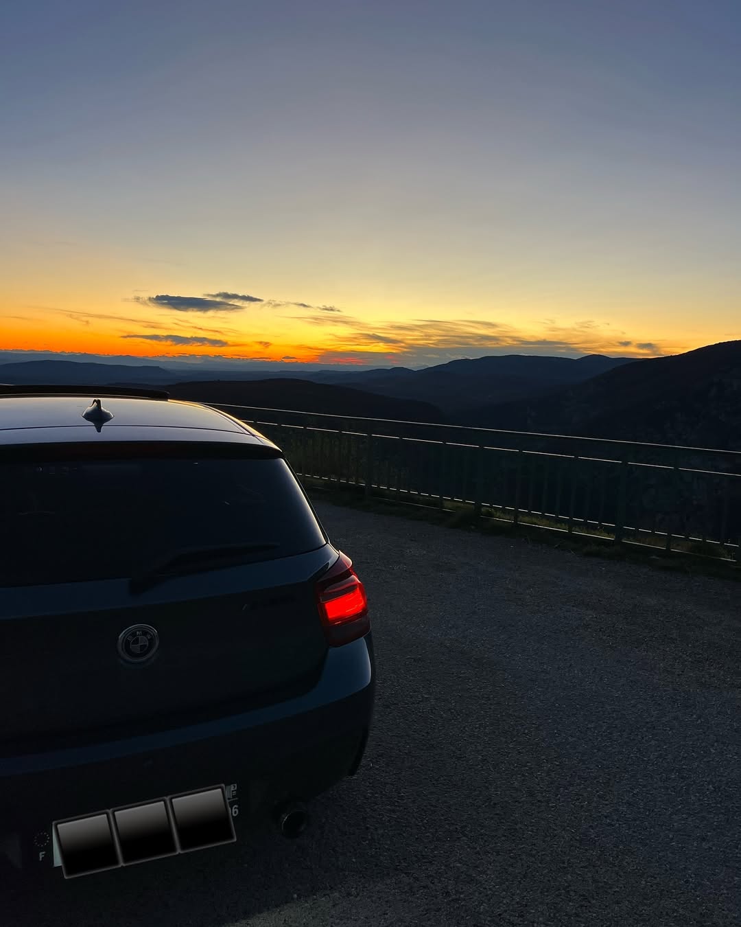 benjamin.glld_carspotting@instagram on Pinno: 😈🔥 #bmw #bmwm #bmwm135i # ...