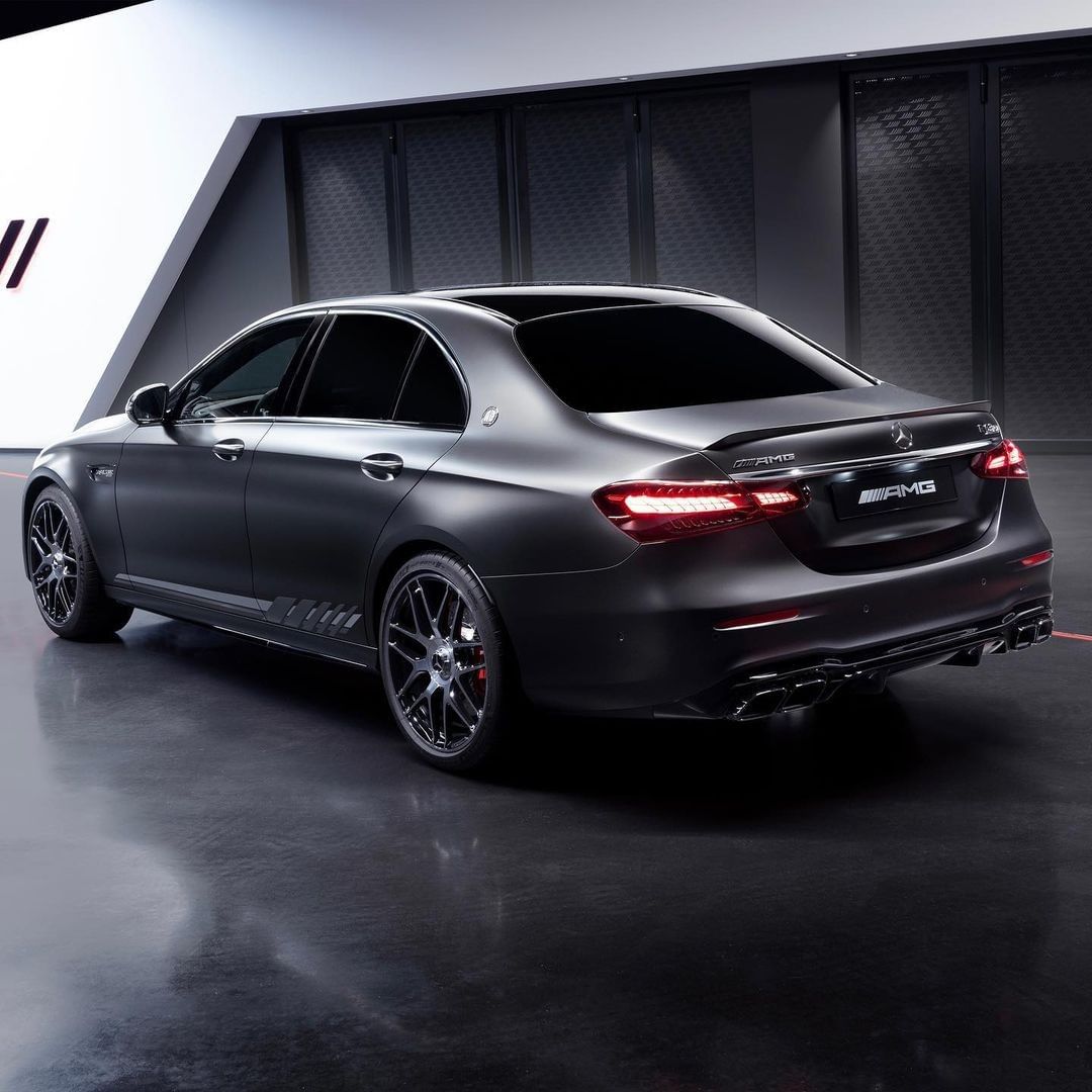 mercedesbenz@instagram on Pinno: Standing out in Graphite Grey Magno ...