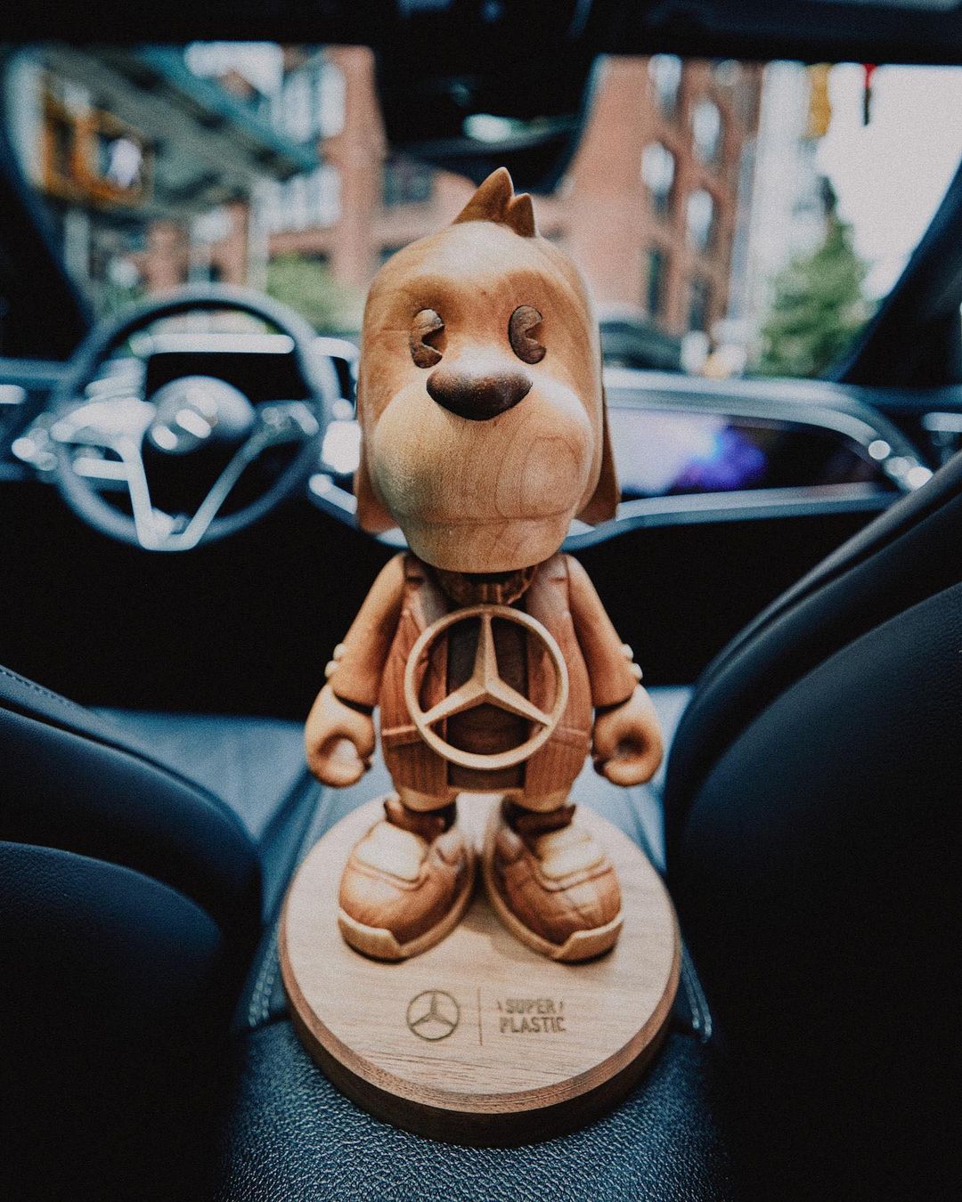 Mercedes-Benz on Pinno: It’s 12-inches tall, styled with the ico...
