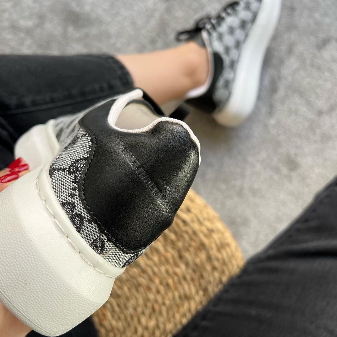 kafsh_lands@instagram on Pinno: مک‌کویین -لژ۴سانت قیمت: ۶۸۸.۰۰۰تومان سای...