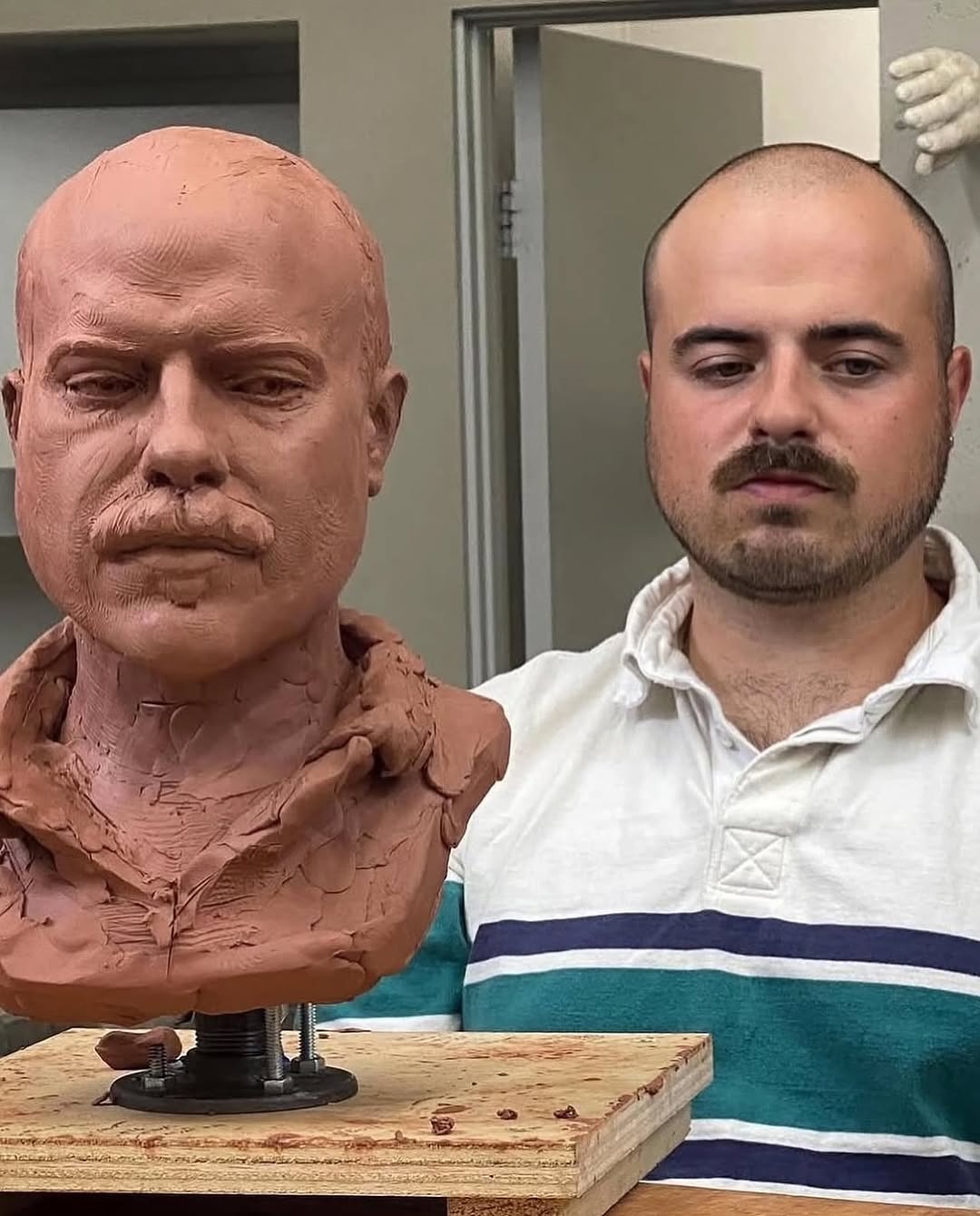 art.forshare@instagram on Pinno: دیوید سایمون، استاد مجسمه‌سازی، با خلق ...