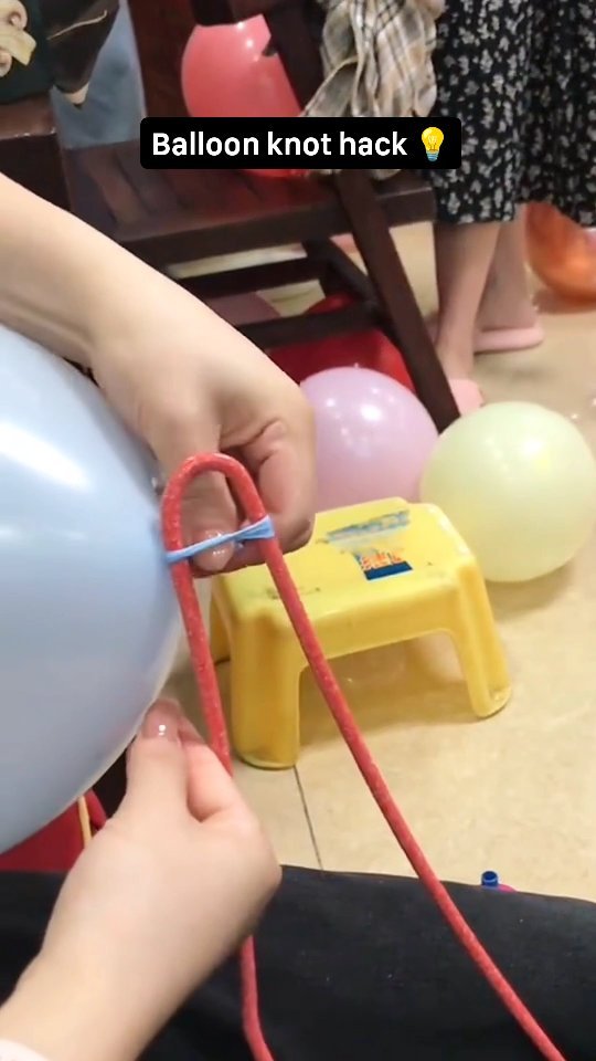 rising.tech@instagram on Pinno: Baloon knot hack 🎈🔥 __ Video & Credi...