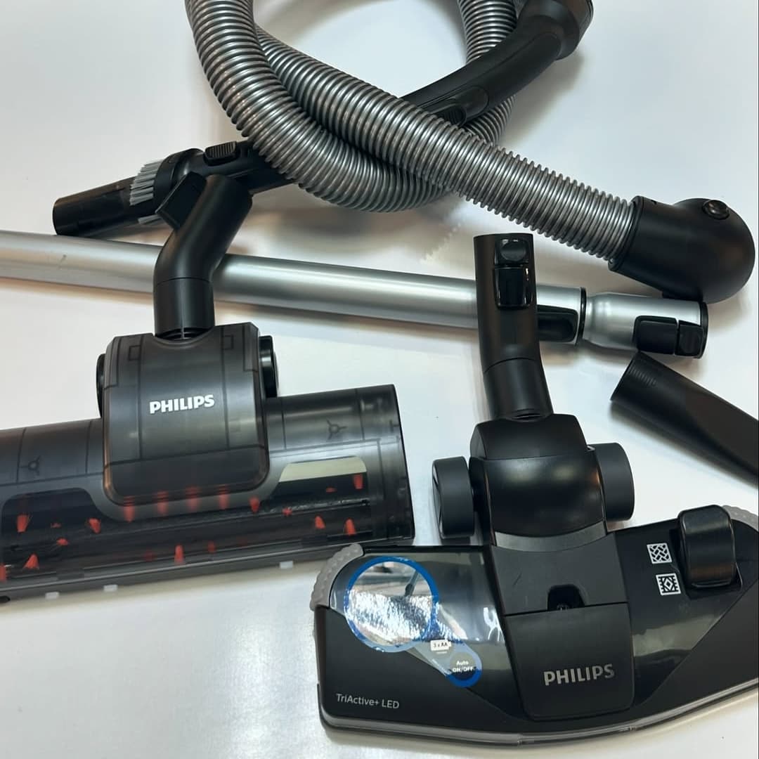 honarkade_homeira1@instagram on Pinno: جاروبرقی فیلیپس مدل XD8042 ...