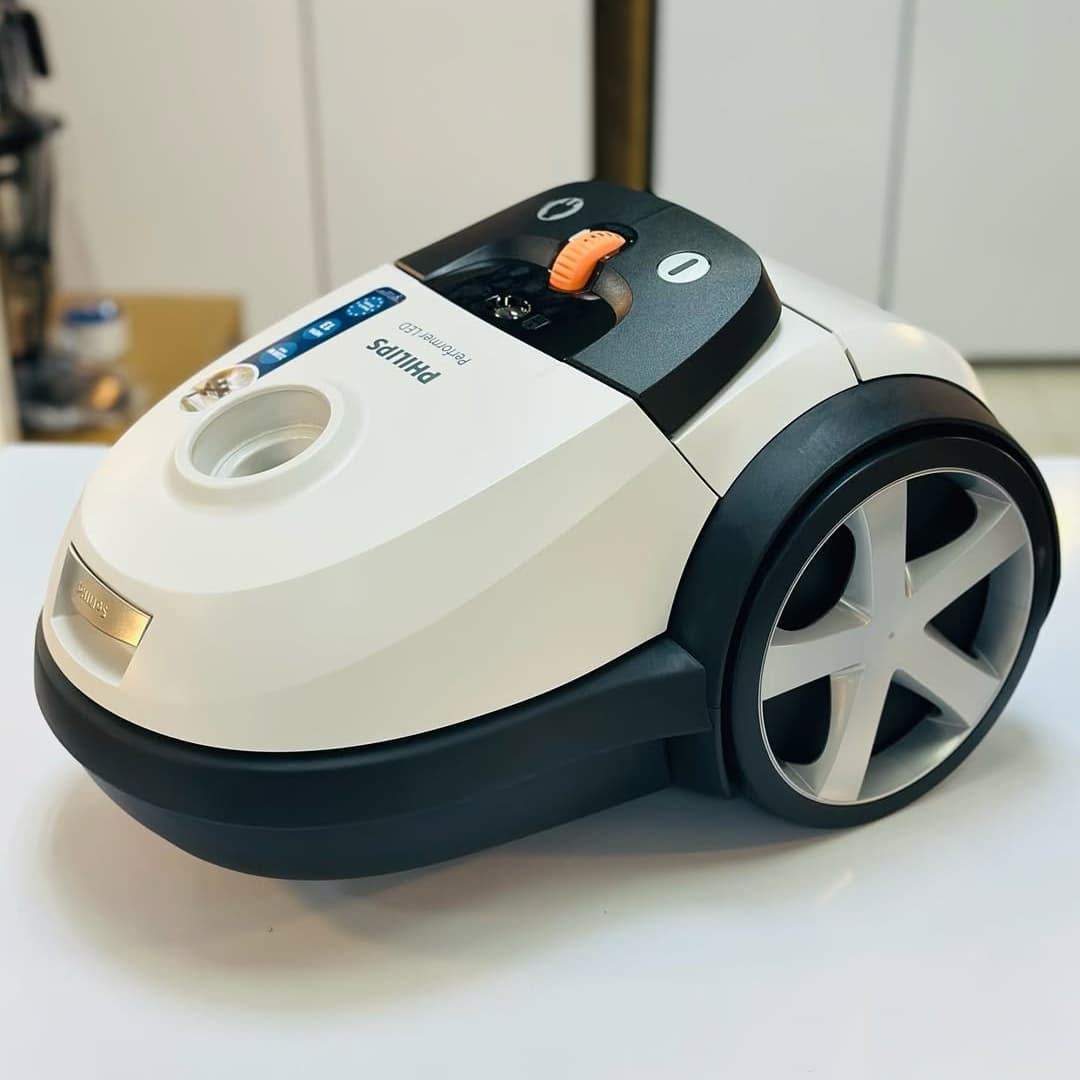 honarkade_homeira1@instagram on Pinno: جاروبرقی فیلیپس مدل XD8042 ...