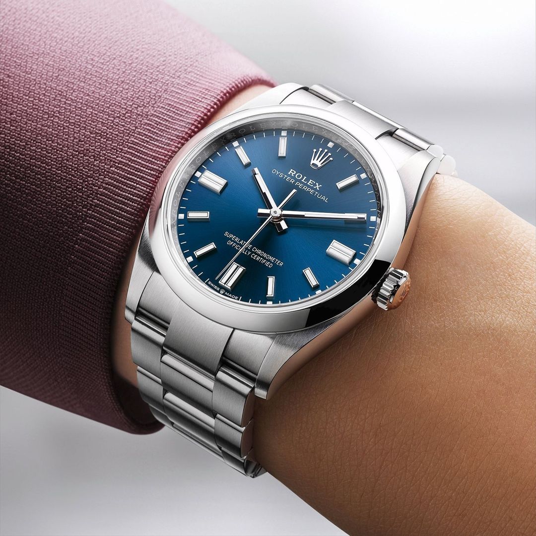 watchesofswitzerland_official@instagram on Pinno: Oystersteel, bright ...