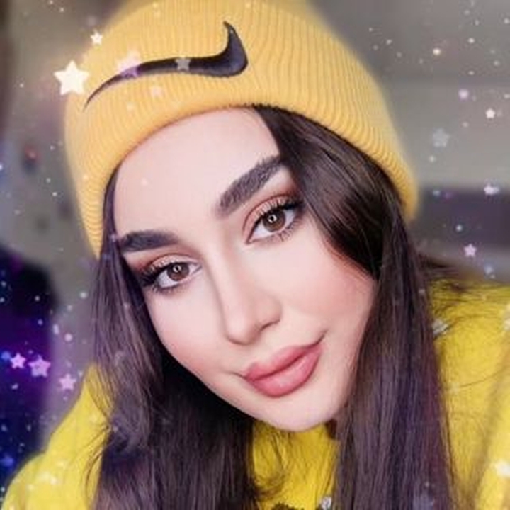 parmida.asmr@instagram on Pinno